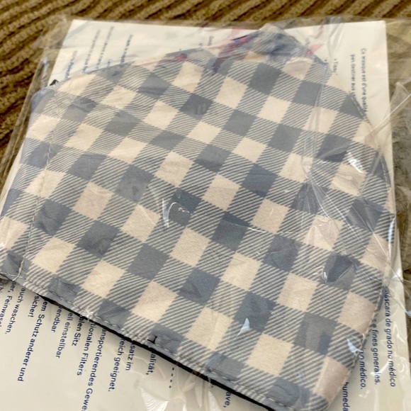 Tory Burch | Other | Tory Burch Face Mask | Poshmark